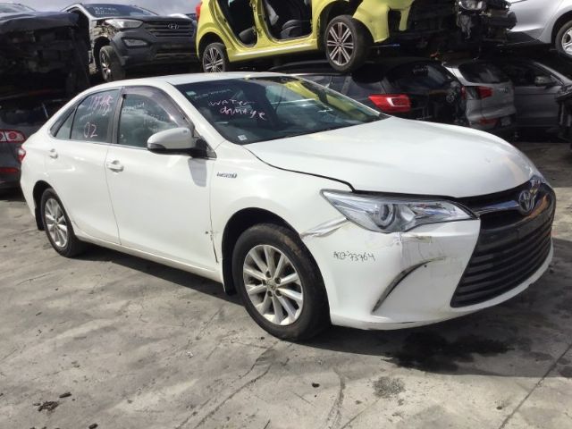 Toyota Camry AVV50