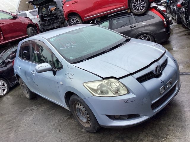 Toyota Auris ZRE152