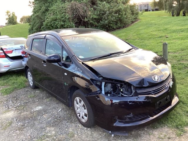 Toyota Wish ZGE20